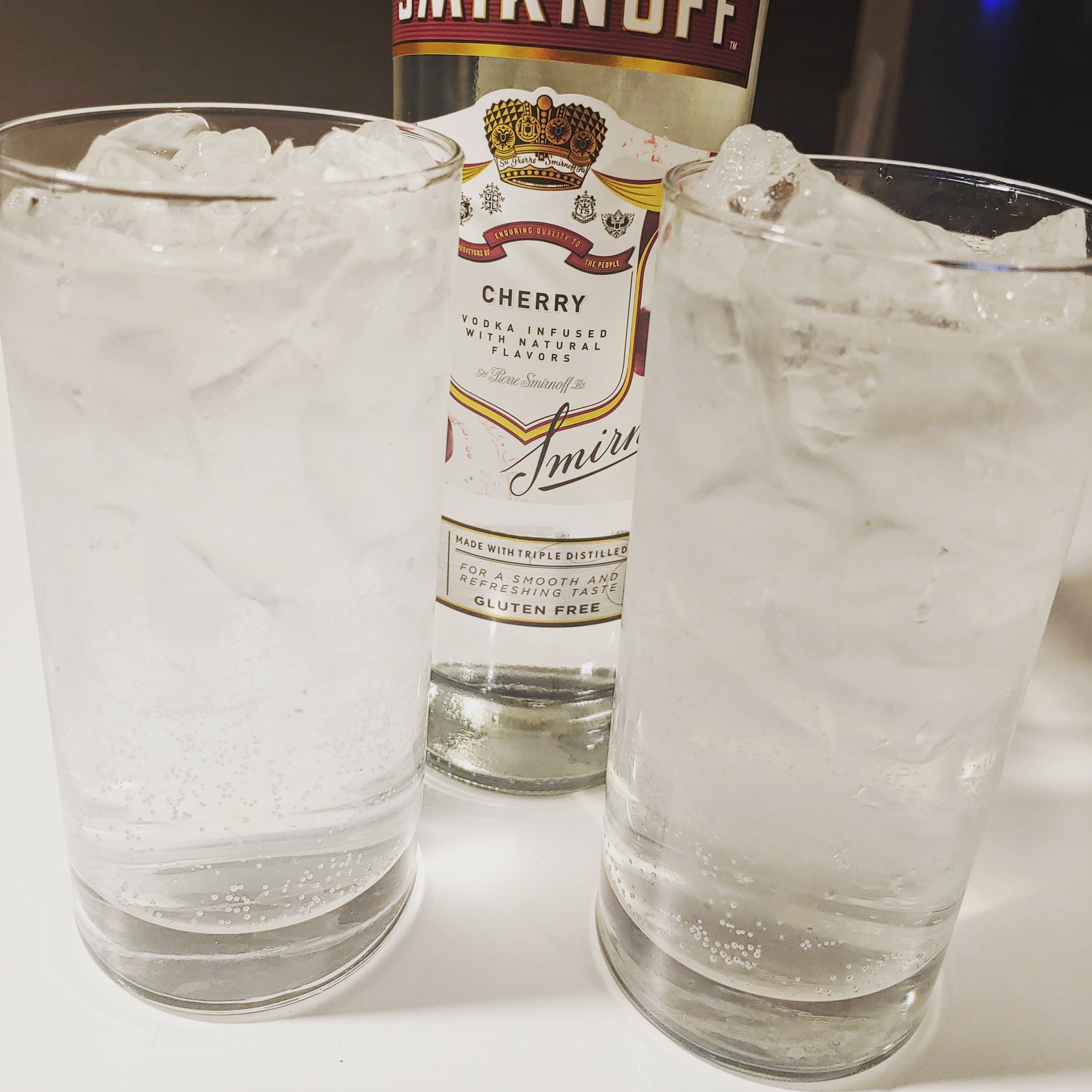 Cherry Collins Cocktail – Barnwood and Baked Goods